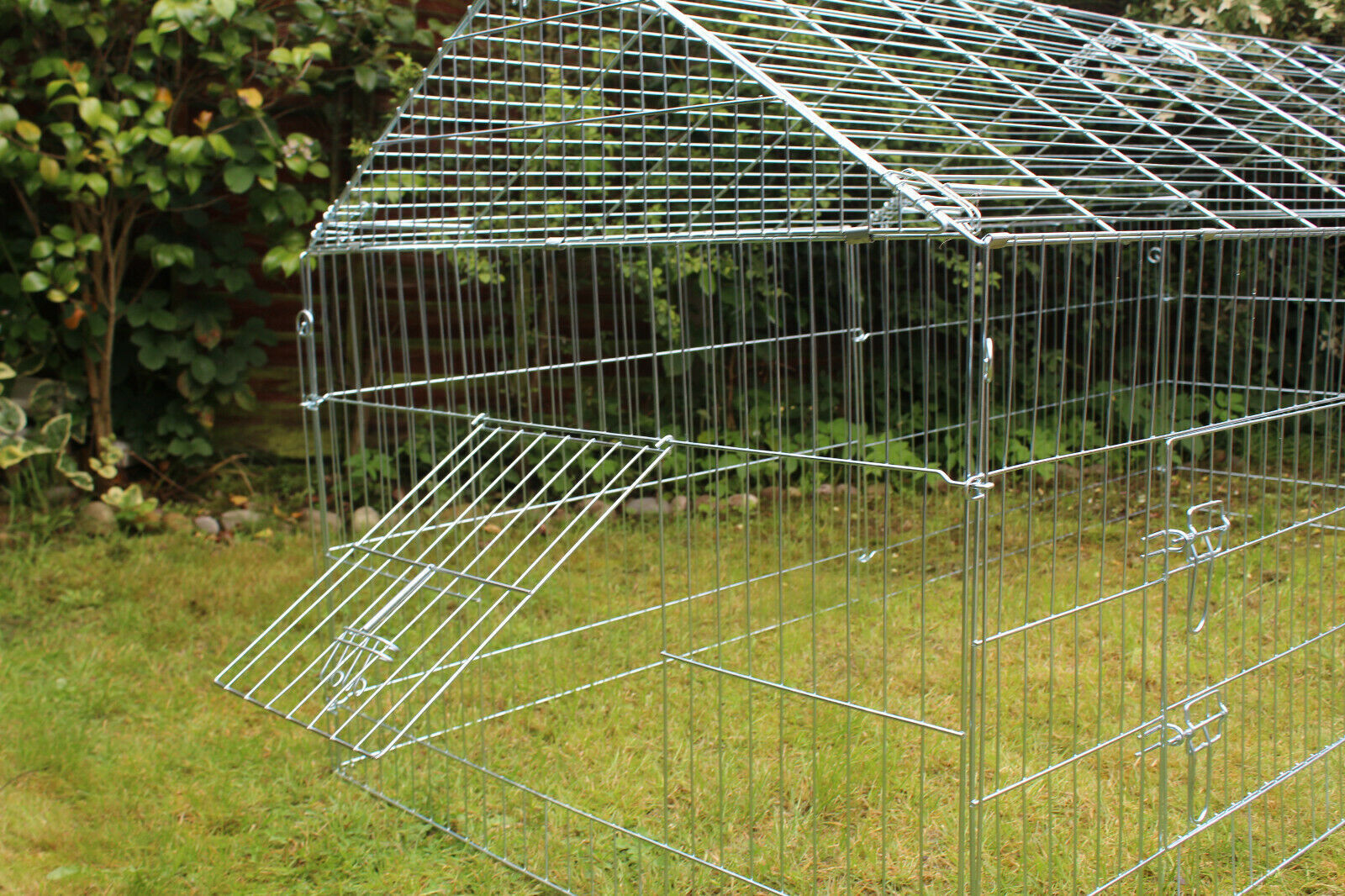 Scratch & Newton 7ft Galvanised Rabbit Run - Spacious & Durable ...